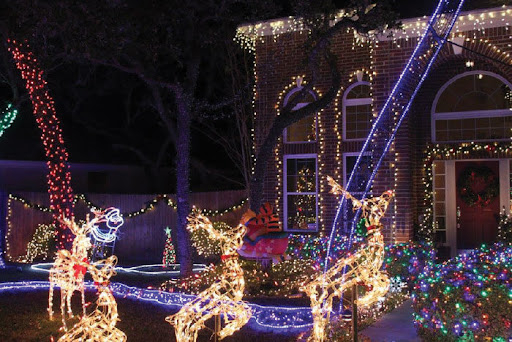 Cedar Park Christmas Lights Walk – Hill Country Outdoors