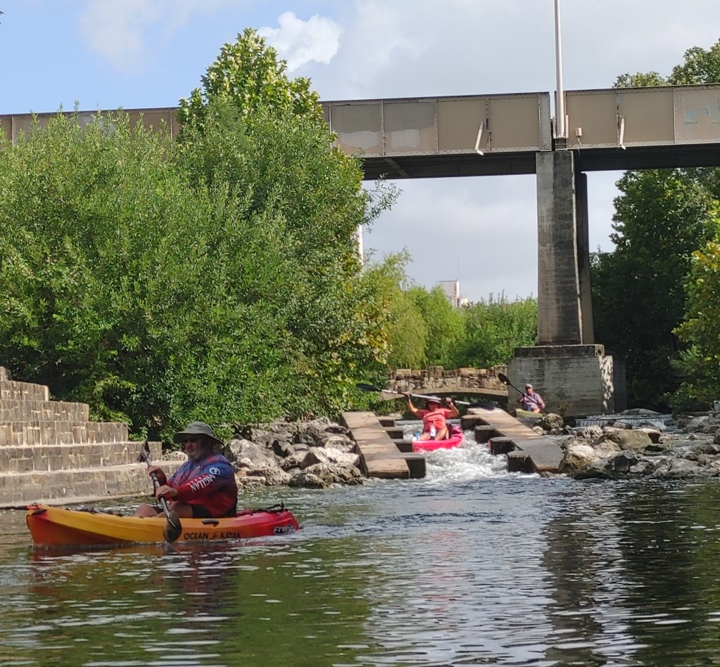 Kayak The Mission Reach Chutes – Hill Country Outdoors