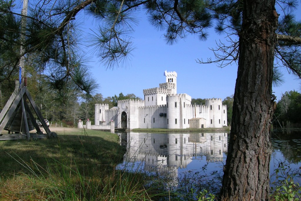 Newmans Castle & Bakery – Hill Country Outdoors